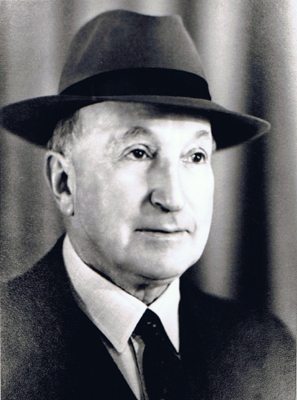 Individuals - L - Lewis, Lyon - Cambridge Museum